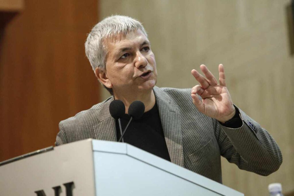 Vendola annuncia: "Ecco perché ho deciso di tornare"