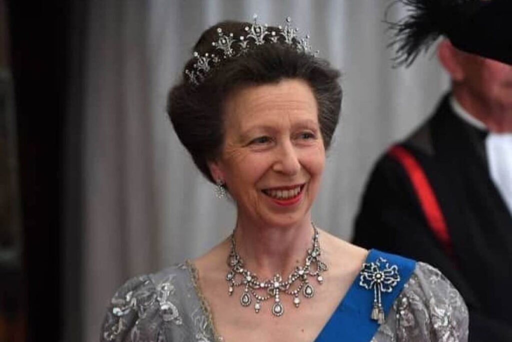 Principessa Anna, com'era da ragazza: spunta la foto, bellissima ...