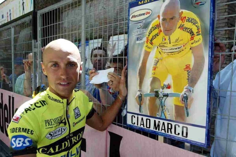 20 anni fa la morte di Marco Pantani, Garzelli: "Il mio ricordo del Pirata"