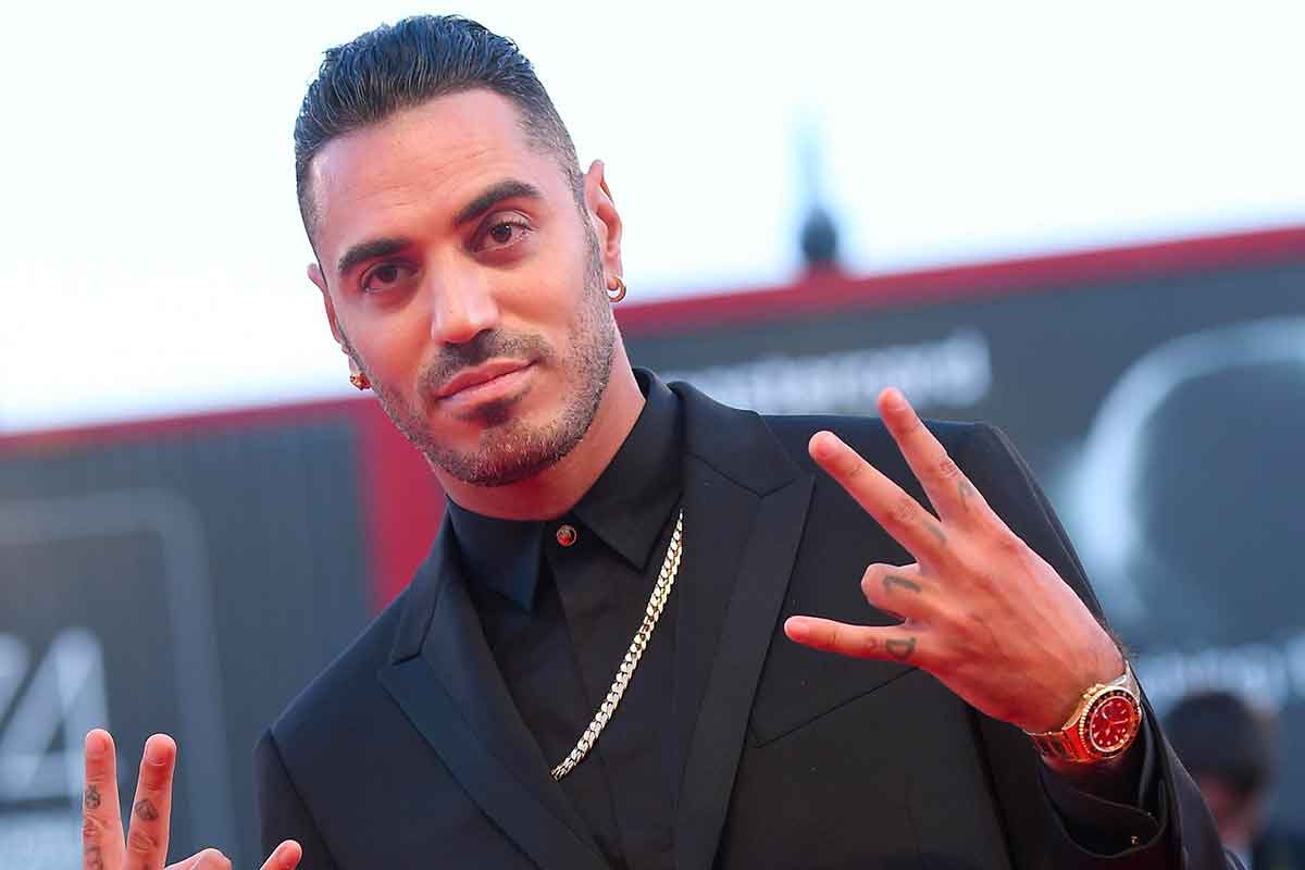 Marracash lancia il nuovo album "È finita la pace" | Pronto il tour negli stadi