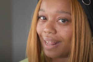 Chanel, la donna con la lingua più lunga del mondo: “Le persone sono ...